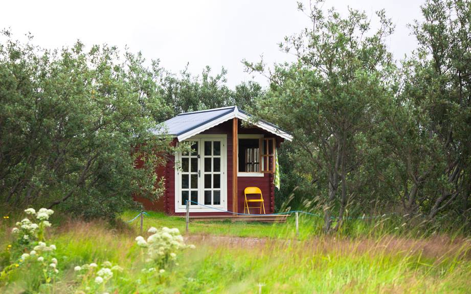 How to Say “House” in German? What is the meaning of “Haus”? - OUINO